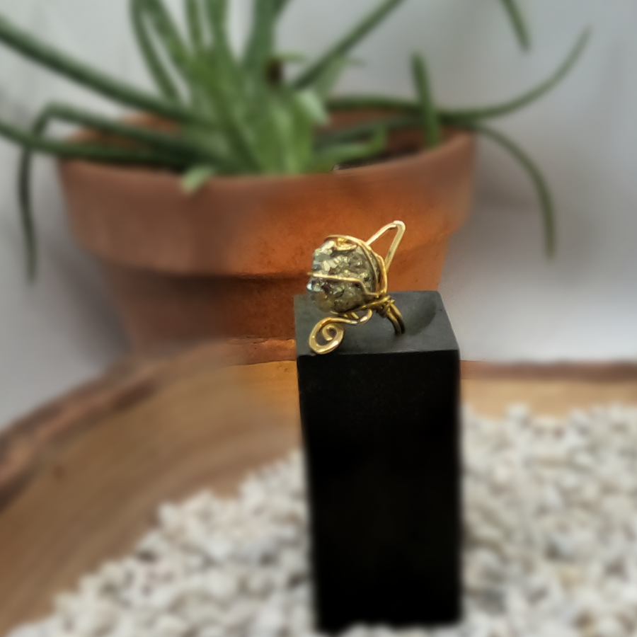 Copper Cowrie Shell Ring - Aboriginal Bling Blam